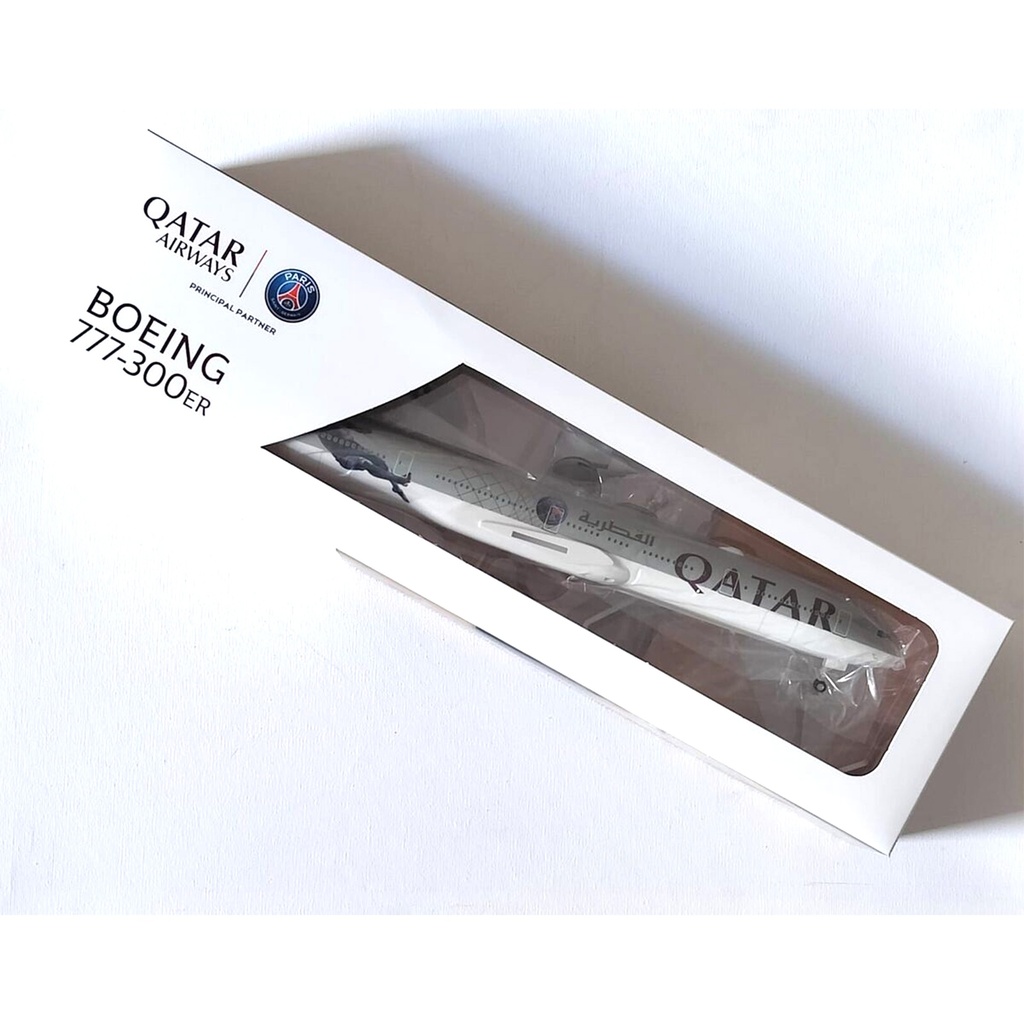 Qatar Airways Boeing 777-300ER Model Scale 1:200 | Oksouq